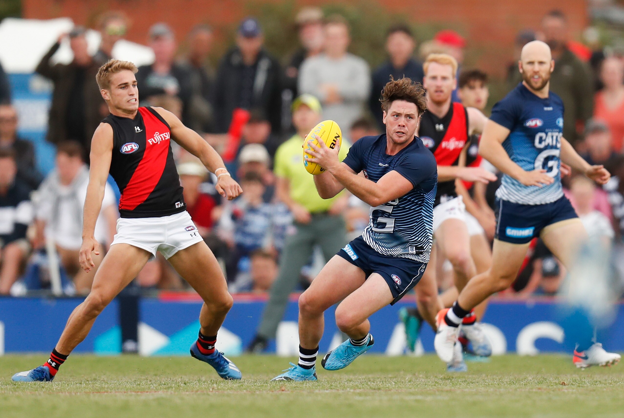 Scott weighs up Steven call