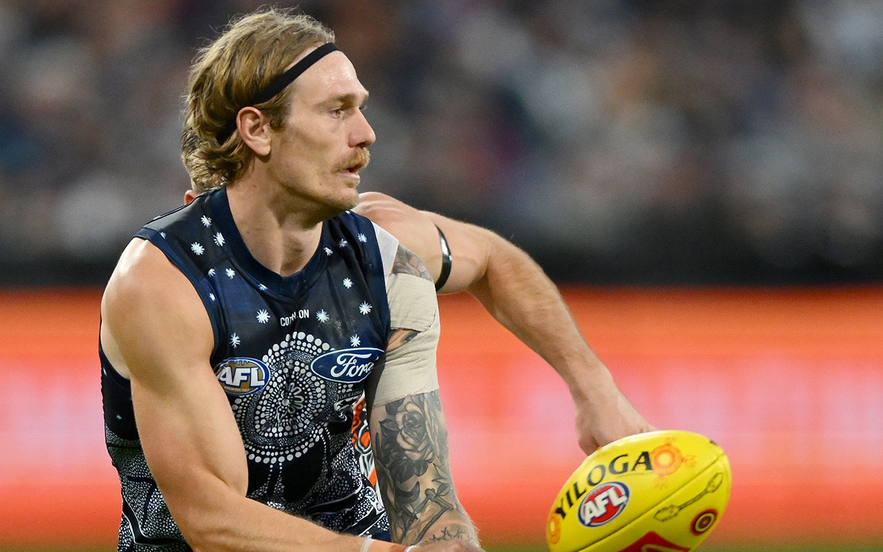 Coaches Votes | Stewart stands tall