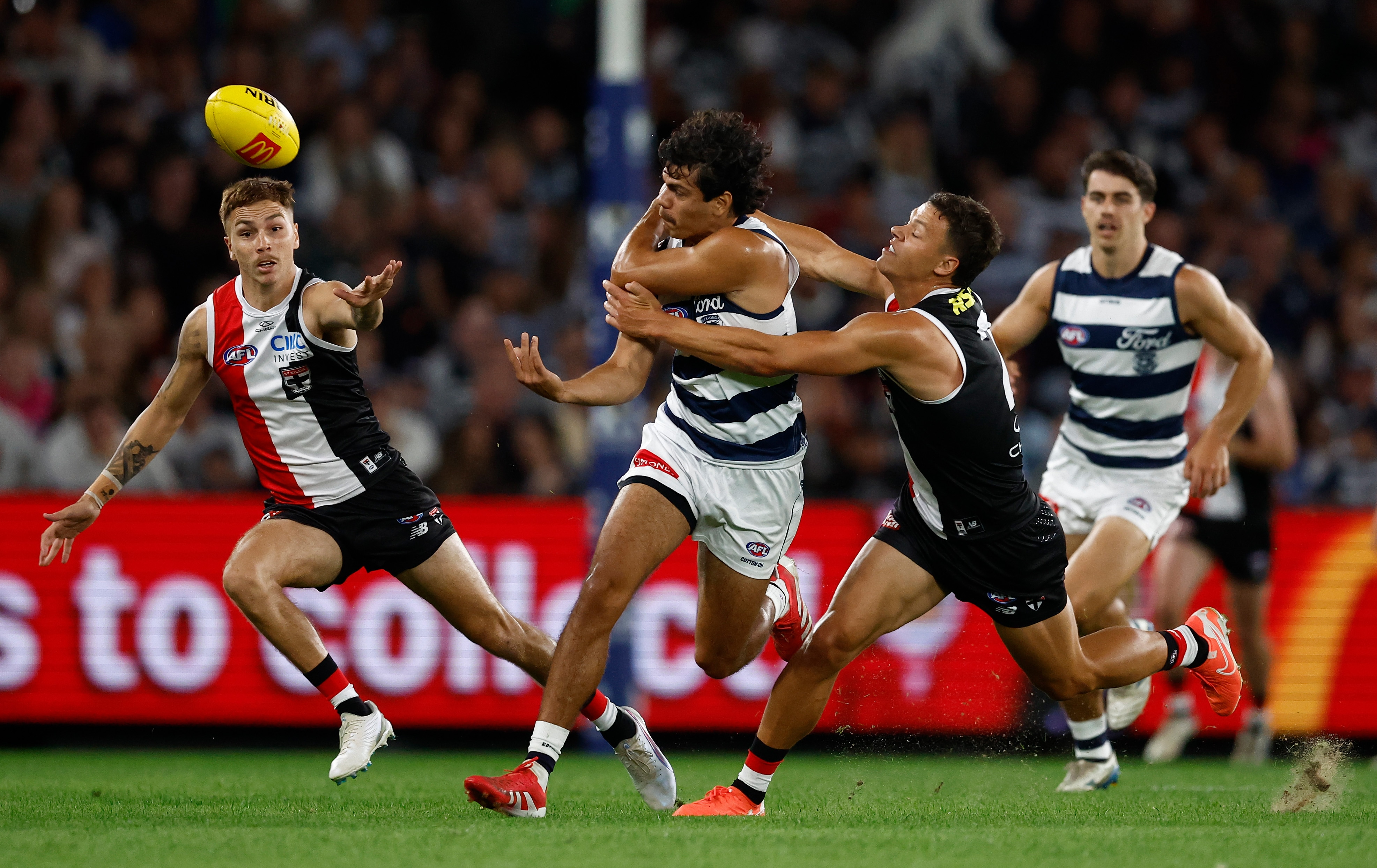 AFL Match Preview | Geelong set for crucial Sunday afternoon clash