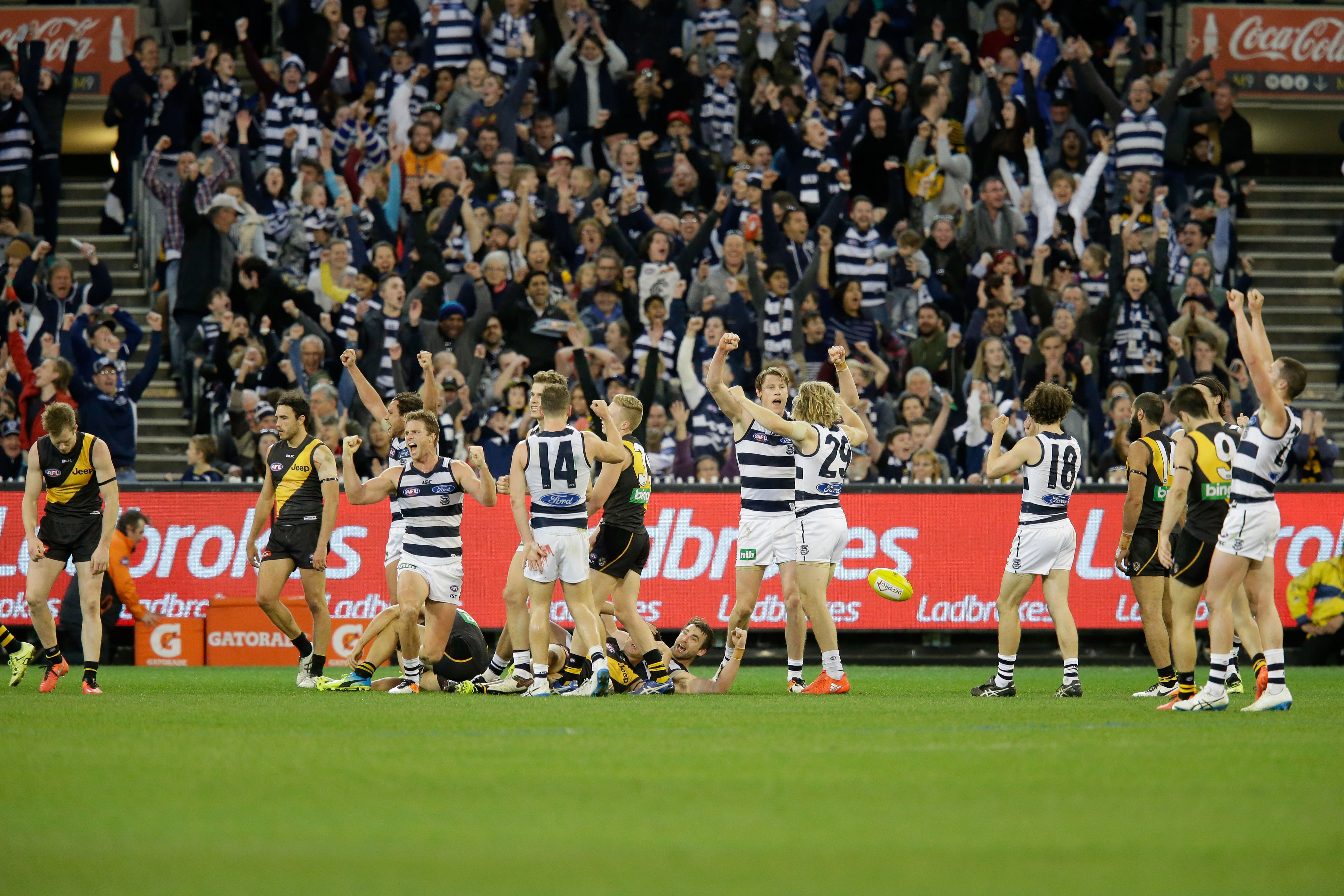 Time Cat-Sule | Geelong Stun Richmond with Record Breaking Fourth ...