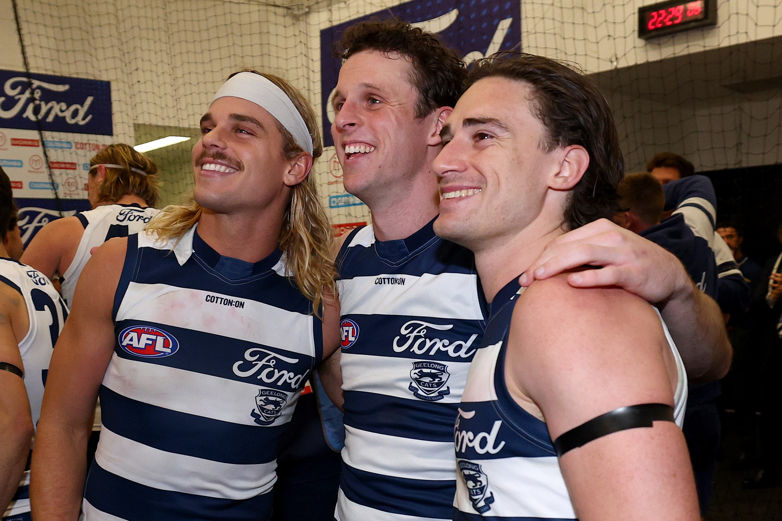 Miers the Midfielder: Clever Cat Provides Insight into his New Role