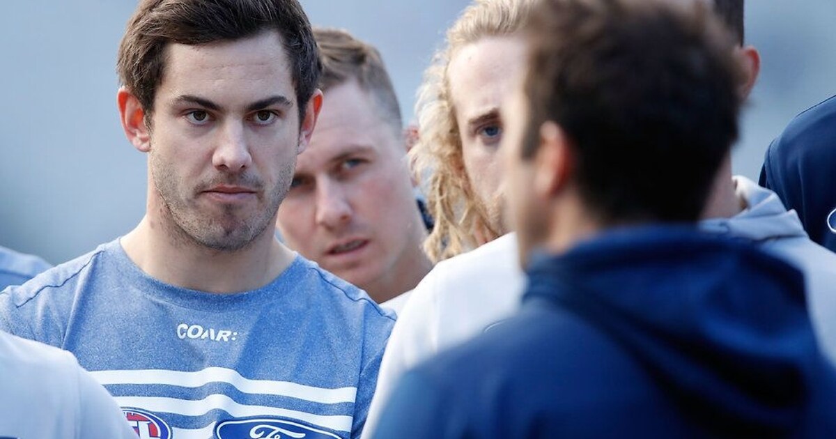 Scott says Menzel could have played "in retrospect"