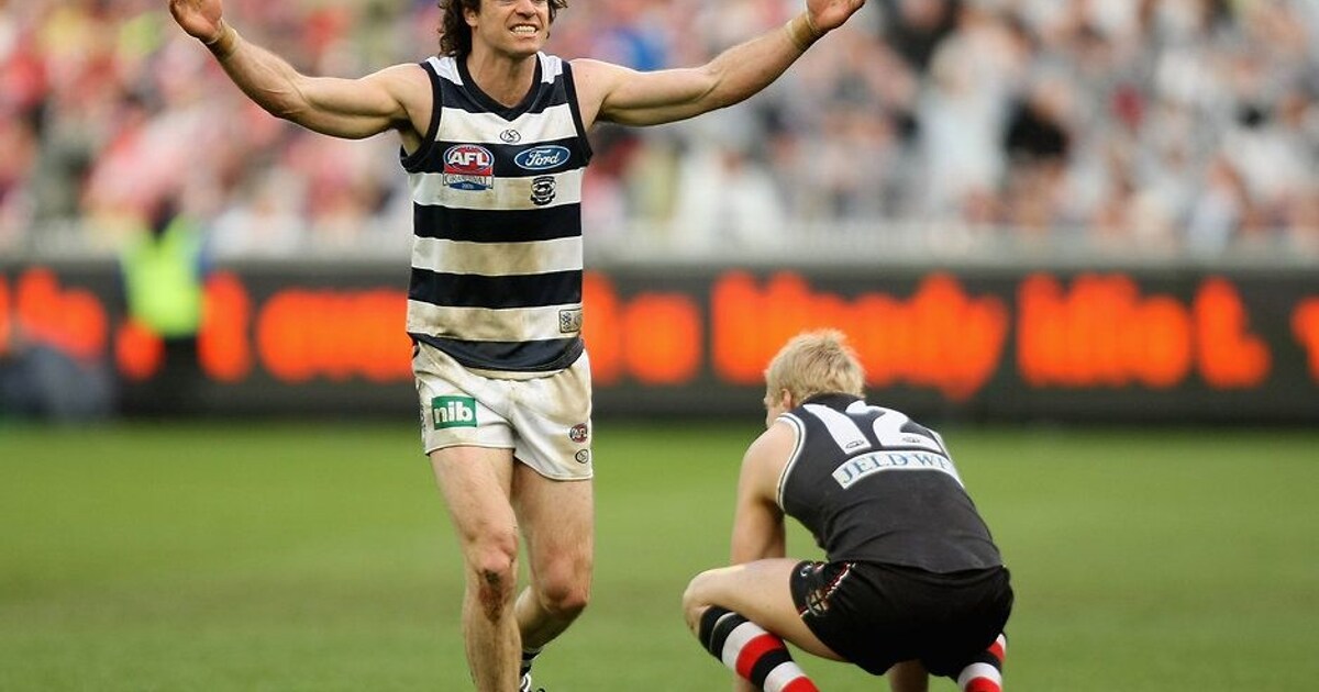 Scarlo's toe-poke into history