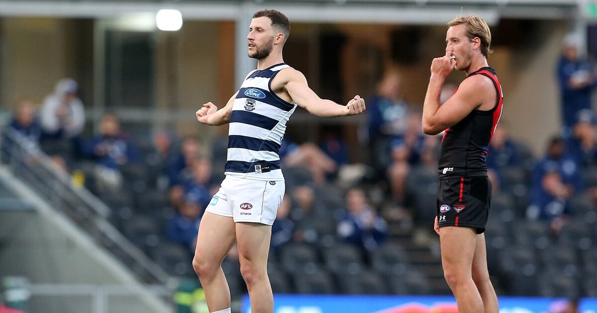 LIVE: Geelong v Essendon