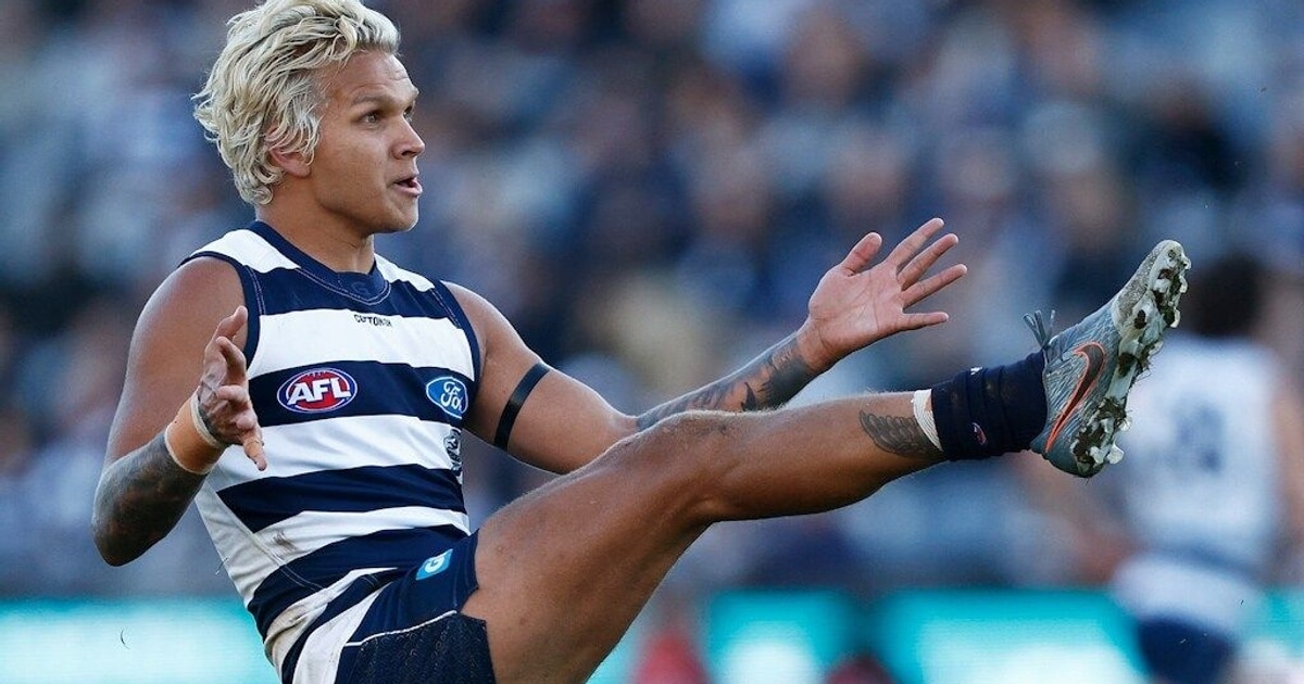 Narkle Sparkles against the Suns