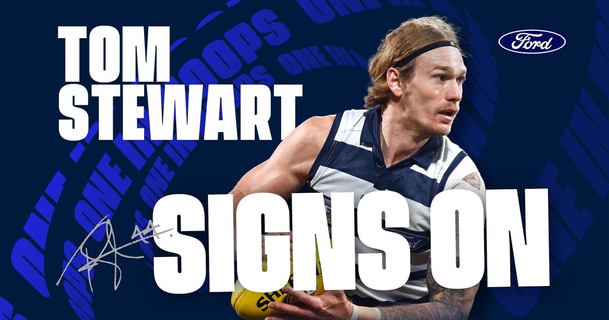 Stewart Signs On | Four more years in the 44