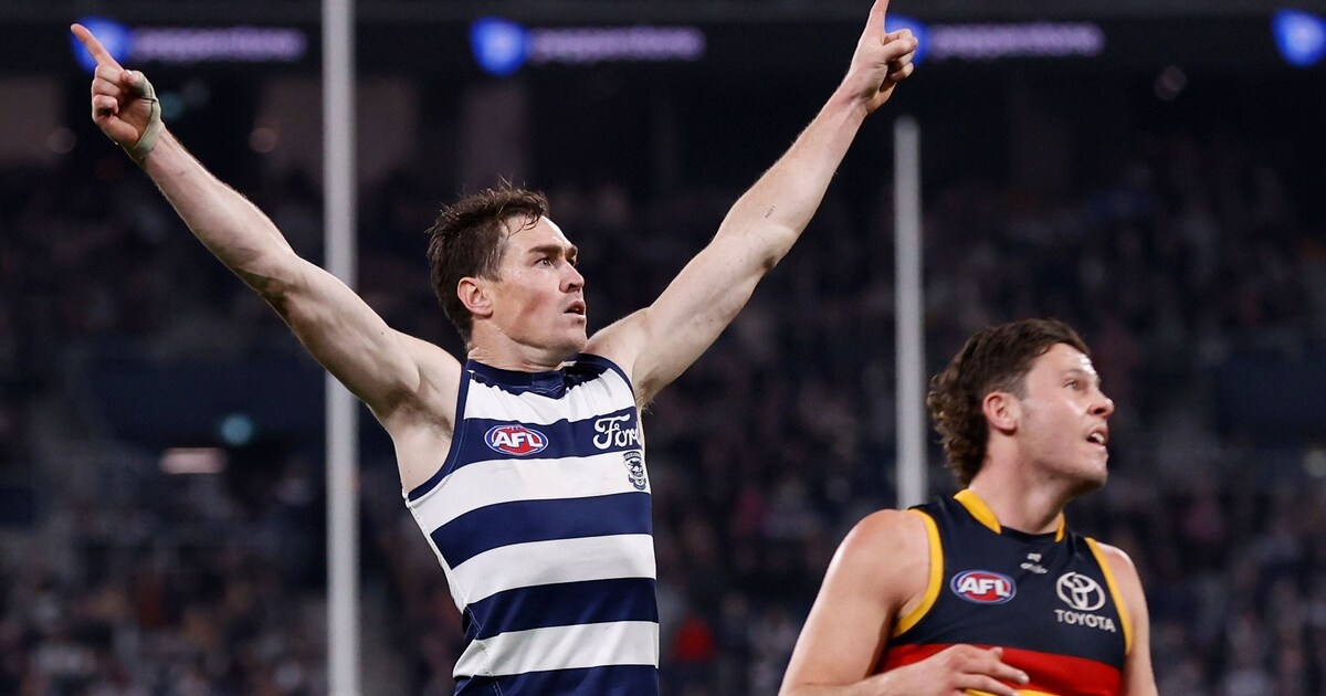 AFL Season Review #8 | Cameron & Humphries Combine to Defeat Crows
